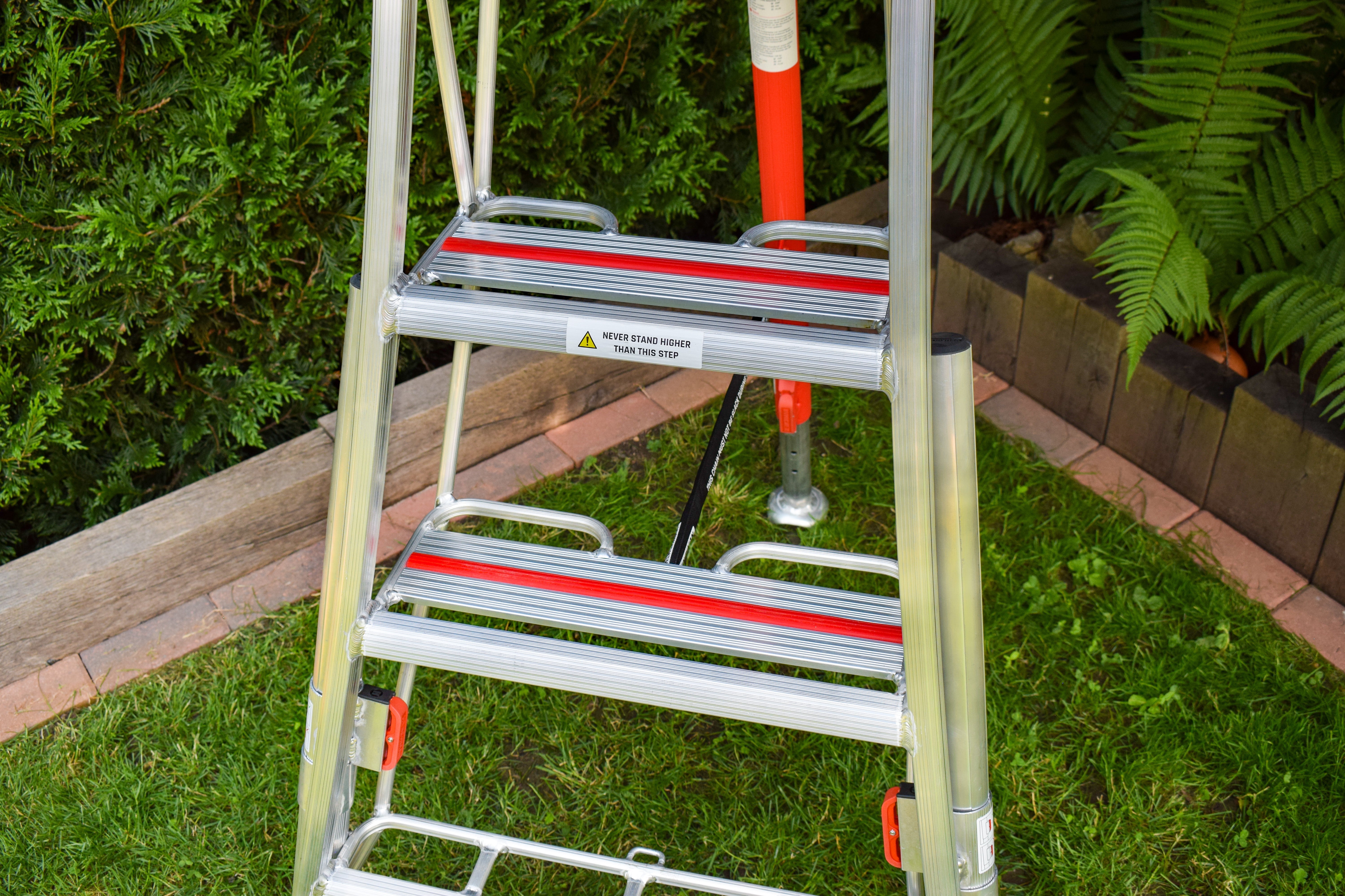 2025 Edition Fully Adjustable PRO Tripod Ladder 10ft / 3.0m – The ...