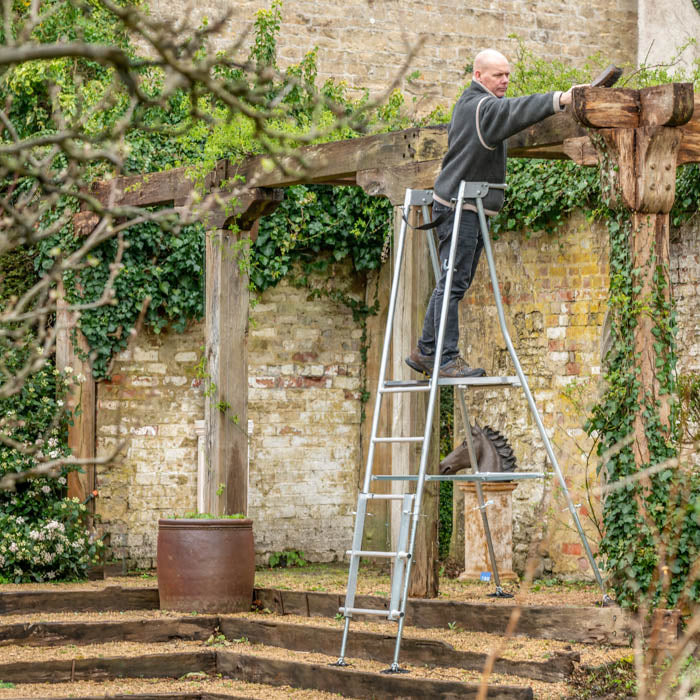 Hi-Step Junior Platform | Lightweight, Multipurpose Ladder – The Ladder ...